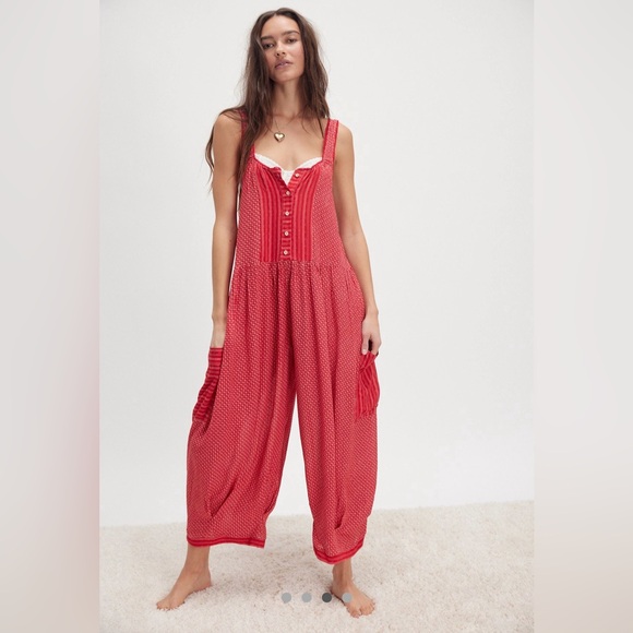 Free People | Intimates & Sleepwear | Nwt Free People Full Bloom Romper ...